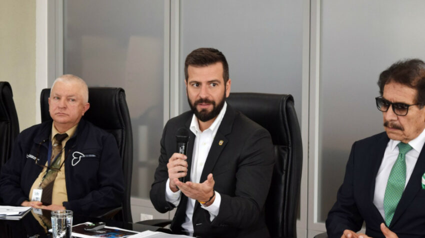 Arosemena volverá a Estados Unidos para trabajar con multilaterales