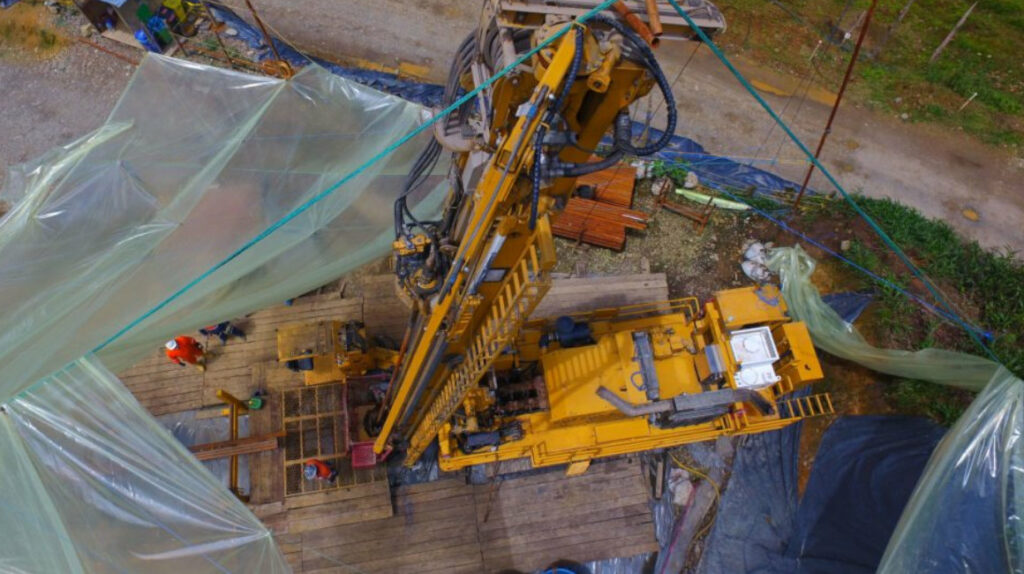 La minera australiana SolGold compró la firma Cornerstone