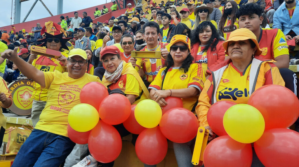 La hinchada del Aucas y un sufrimiento interminable