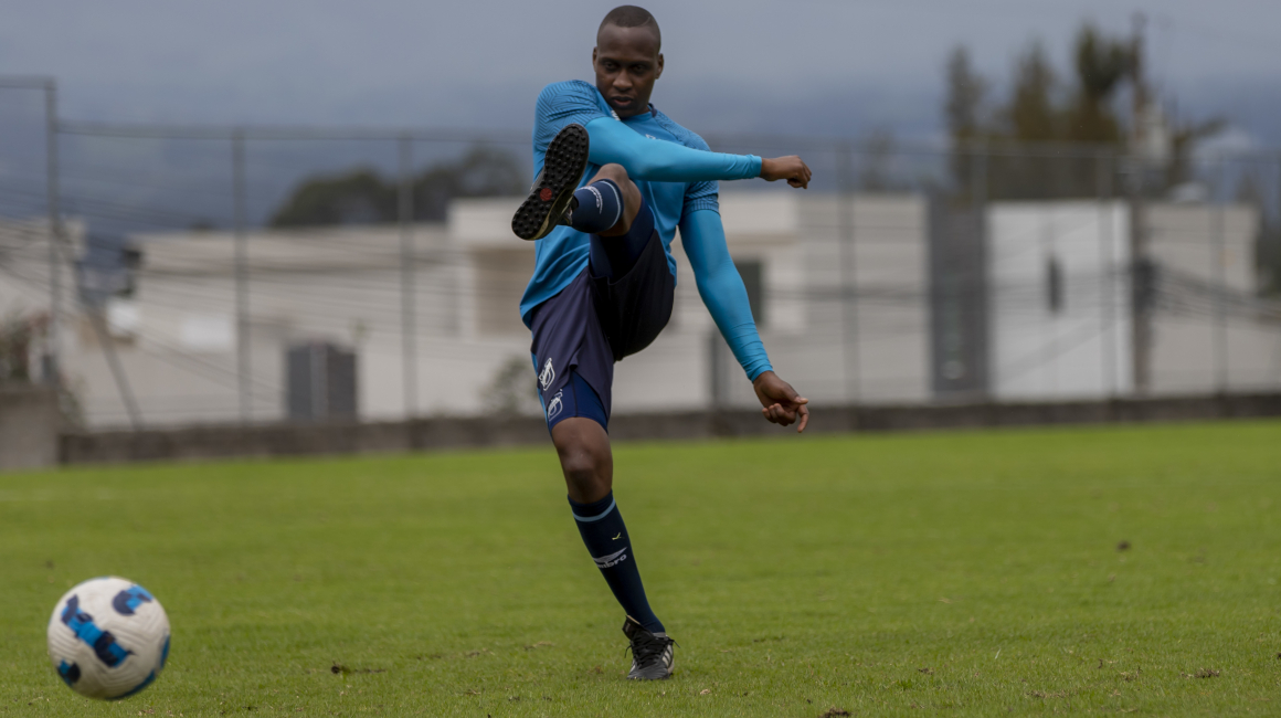 Yuber Mosquera jugó con René Higuita y sueña con el título en Católica