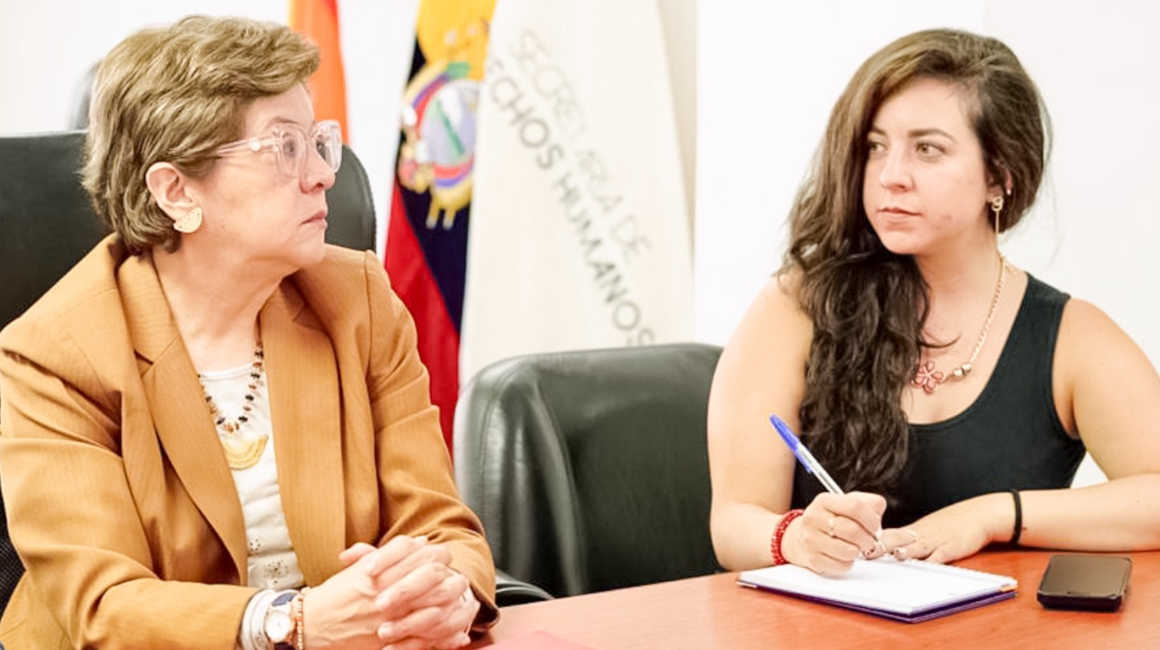 Ministra de Trabajo deroga acuerdos que Donoso aprobó "de última hora"