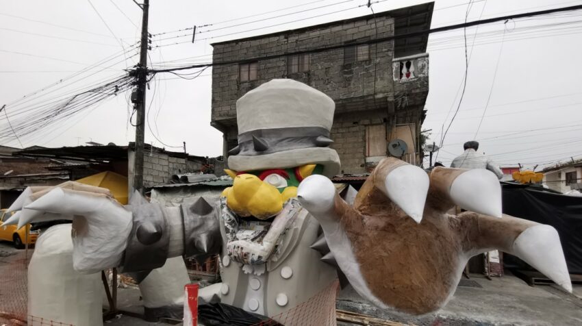 Monigotes gigantes se exhibirán dos veces al año en Guayaquil