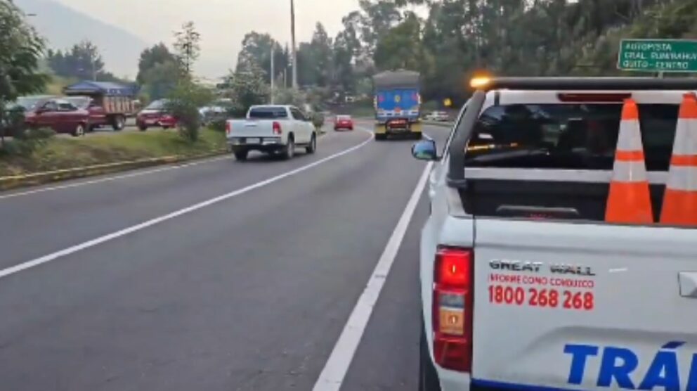 Quito inicia el largo proceso para la concesión de las avenidas Simón ...