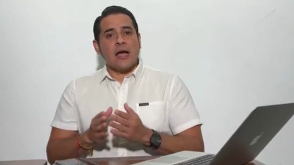Fiscalía exhorta a Ronny Aleaga a entregarse a la justicia, tras ...